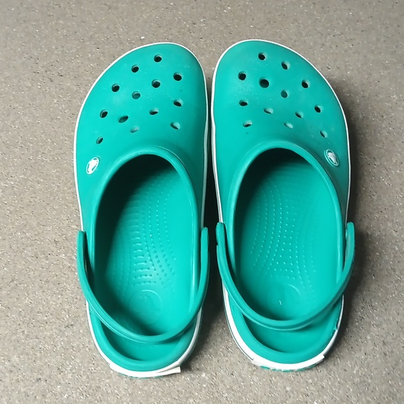 CROCS | Shoes | Crocs Crocband Green With Blue Band Stripe | Poshmark